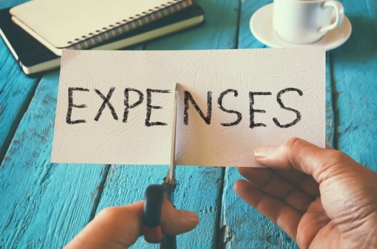 4 Ways to Cut Costs on Monthly Necessities 4 Ways to Cut Costs on Monthly Necessities
